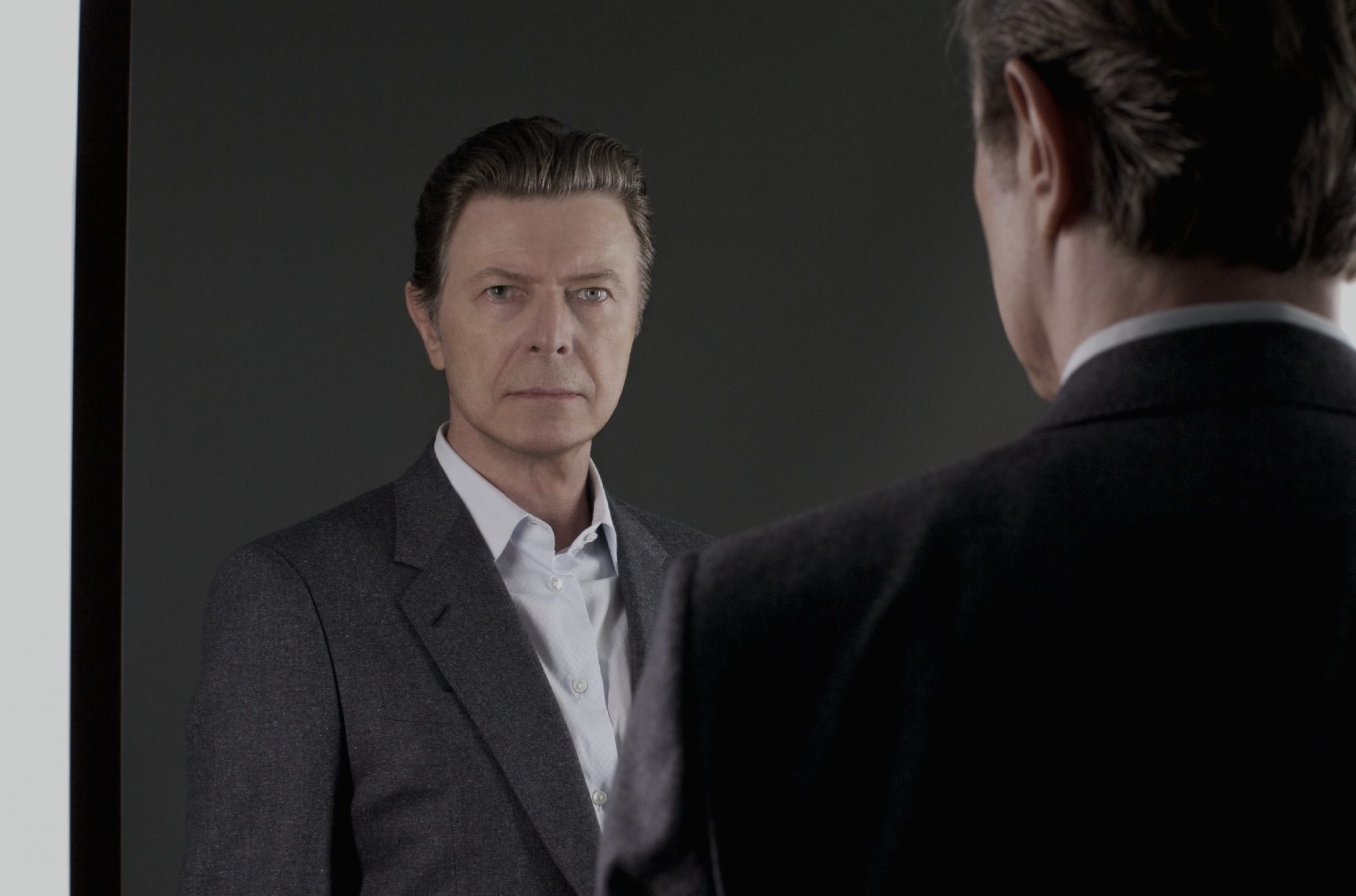 David Bowie announces ‘More Music Soon’ ! David Bowie News ...