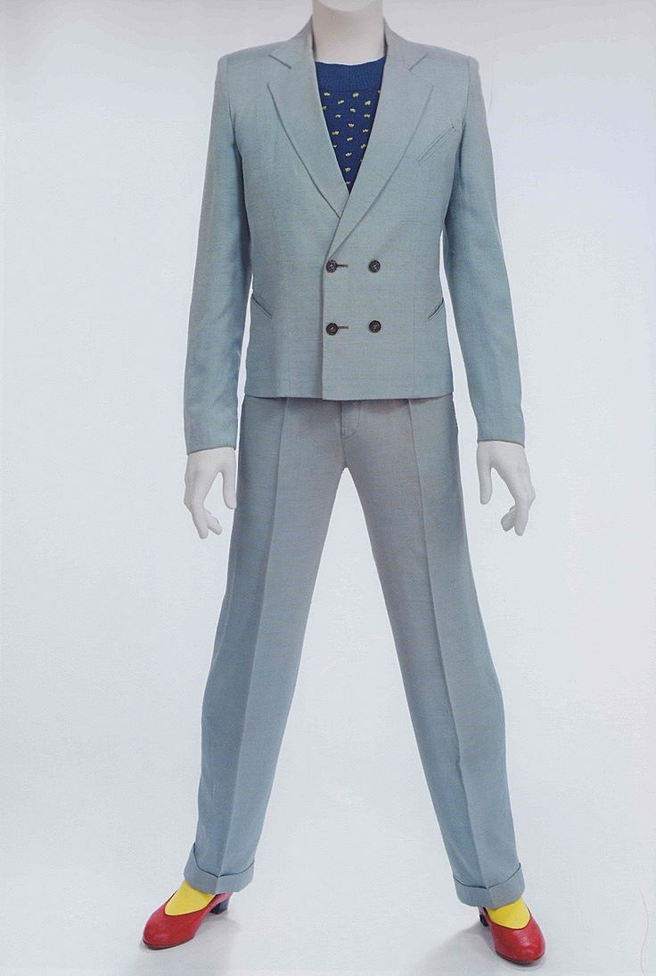 Diamond Dogs is May’s featured album, click daily for new updates ...