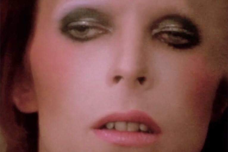 Mike Garson – David Bowie Medley • Live at the Hammersmith Odeon • July ...