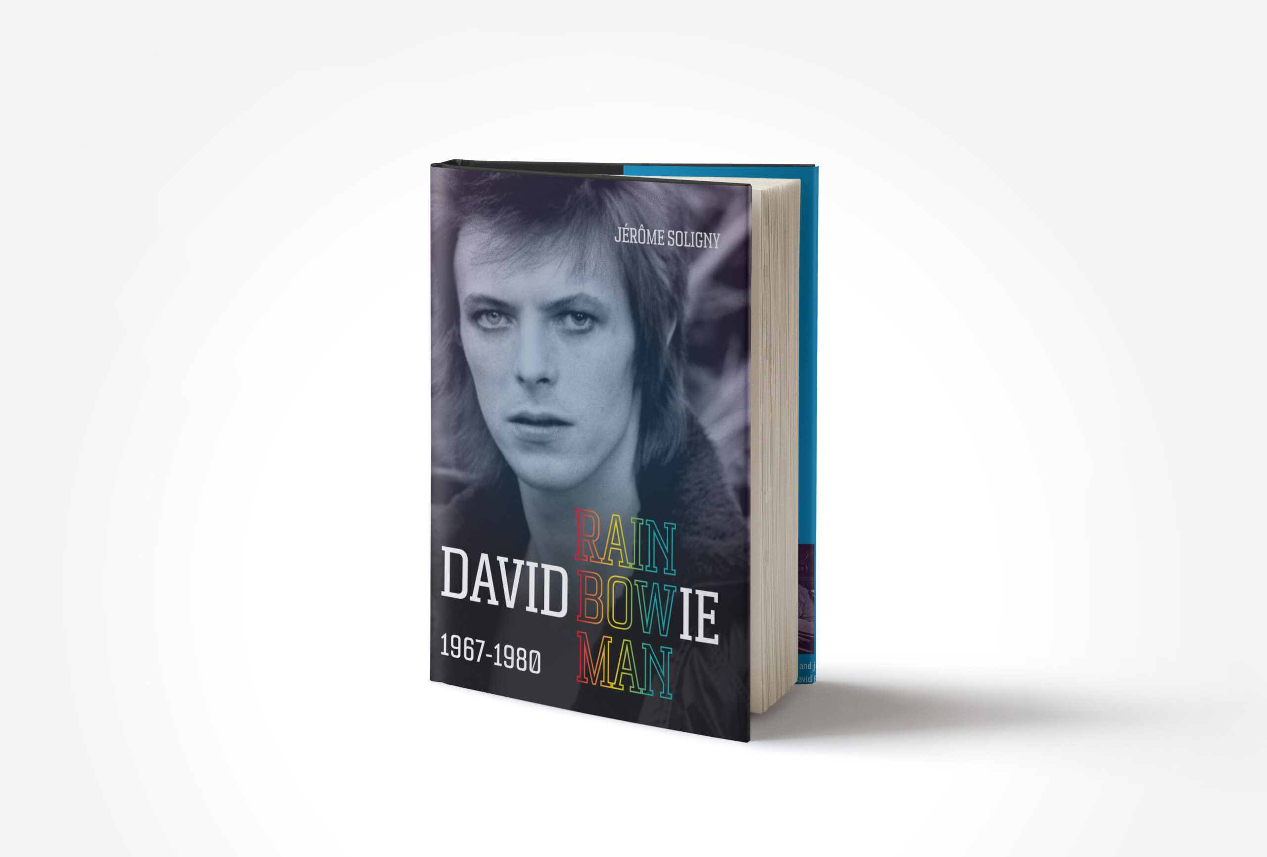 The English version of ‘David Bowie Rainbowman 1967-1980’ by Jérôme ...